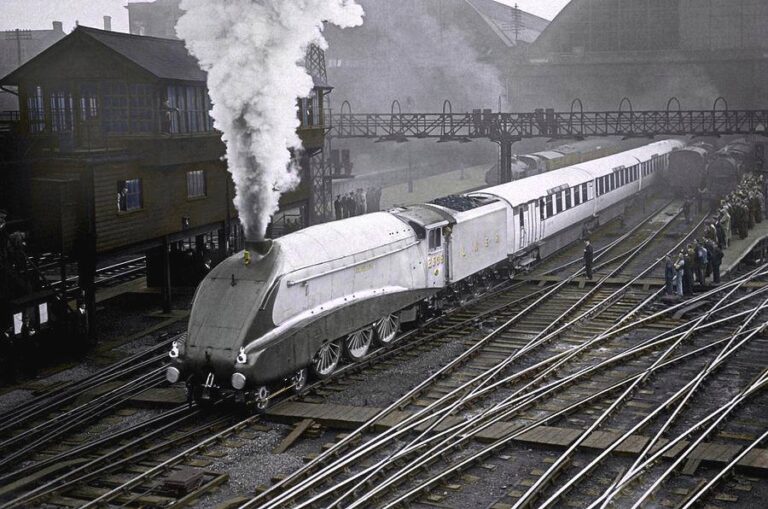 Class A4 – Sir Nigel Gresley